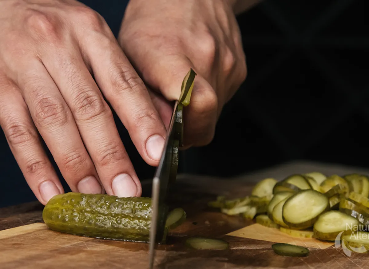 Easy Homemade Pickle Chips Recipe - Crunchy & Flavorful Snack